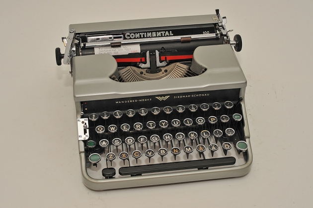 1943 Continental 100 on the Typewriter Database