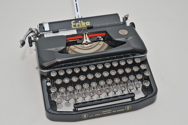 1951 Erika 8 on the Typewriter Database