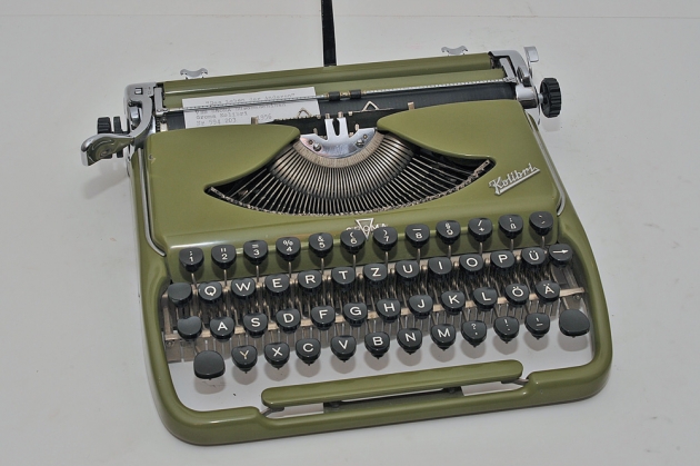 1956 Groma Kolibri on the Typewriter Database
