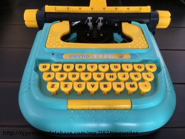 2003 Impact Toys electro-TYPE Electronic Typewriter on the Typewriter ...