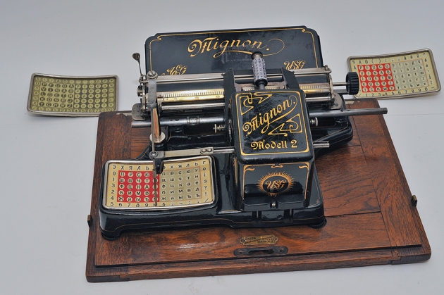 1912 Mignon 2 on the Typewriter Database