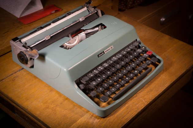 1971 Olivetti Lettera 32 on the Typewriter Database