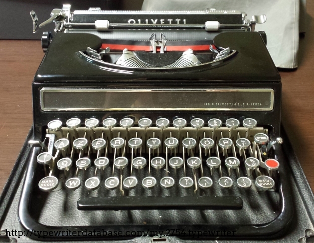 1938 Olivetti Studio 42 on the Typewriter Database