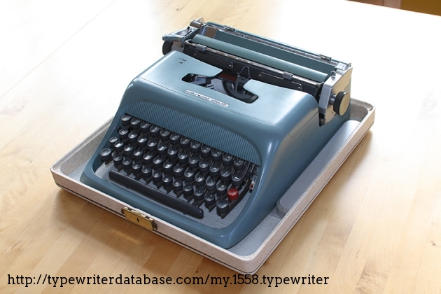1952 Olivetti Studio 44 on the Typewriter Database