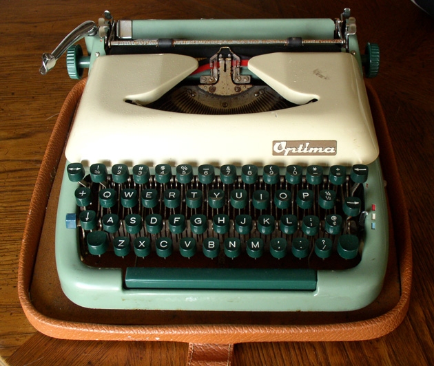 1962 Optima Super on the Typewriter Database