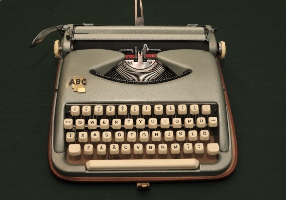1959 ABC Portable on the Typewriter Database
