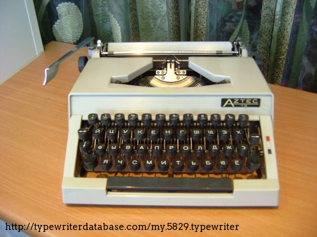 1963 Aztec (Erika) 15 on the Typewriter Database
