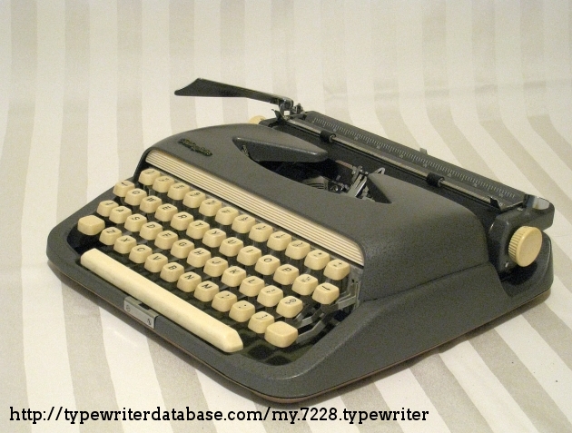1958 Collegiate (ABC) Portable on the Typewriter Database