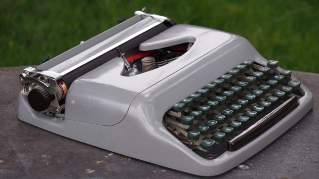 1960 Commodore 600 on the Typewriter Database