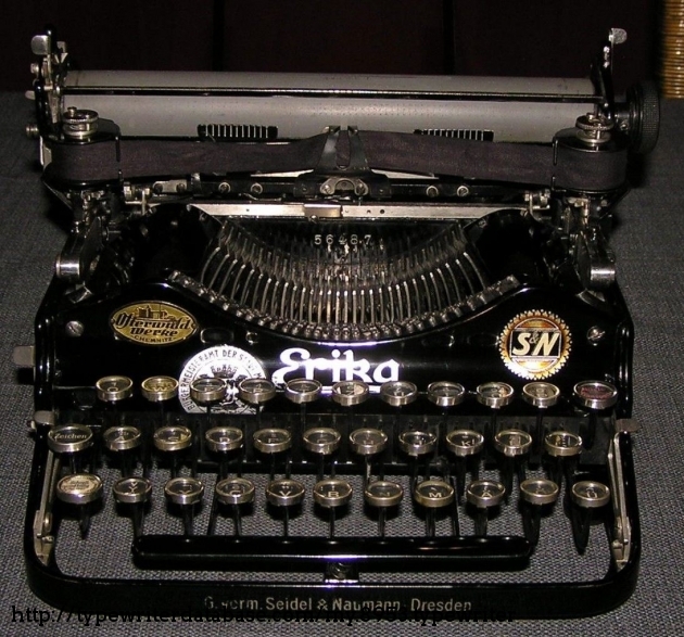 1923 Erika 4 on the Typewriter Database