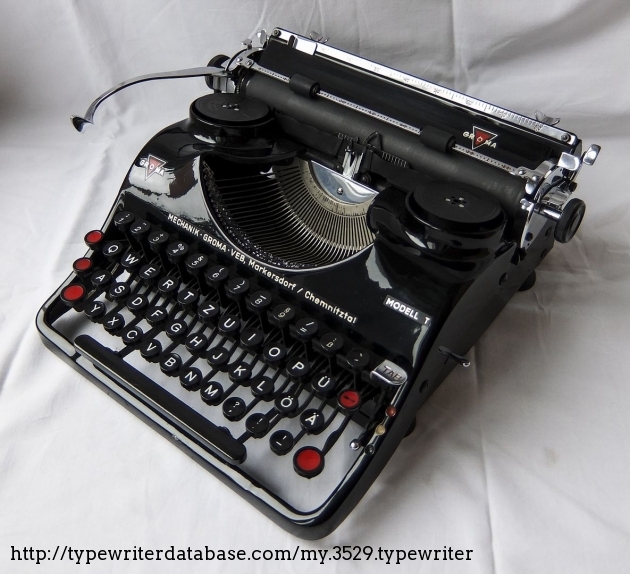 1951 Groma Modell T on the Typewriter Database