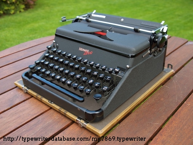 1947 Hermes 2000 on the Typewriter Database