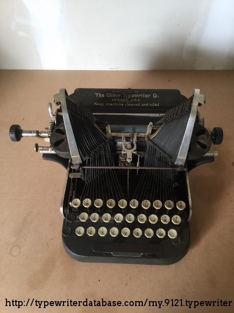 1898 Oliver 2 on the Typewriter Database