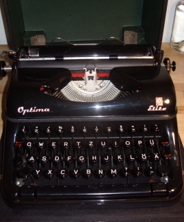1953 Optima Elite on the Typewriter Database