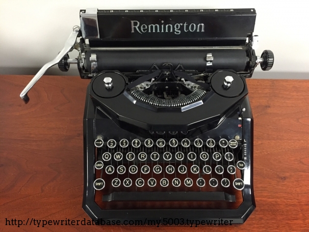 1940 Remington Noiseless 8 on the Typewriter Database