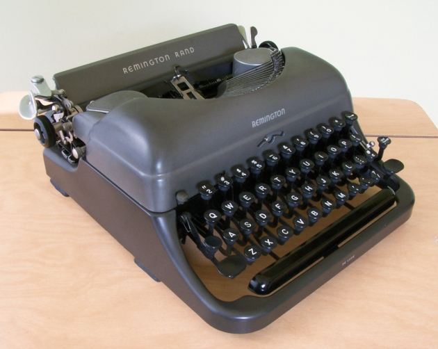 1948 Remington Deluxe Model 5 on the Typewriter Database