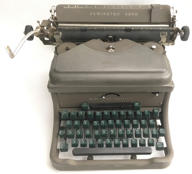 1951 Remington Noiseless 10 on the Typewriter Database