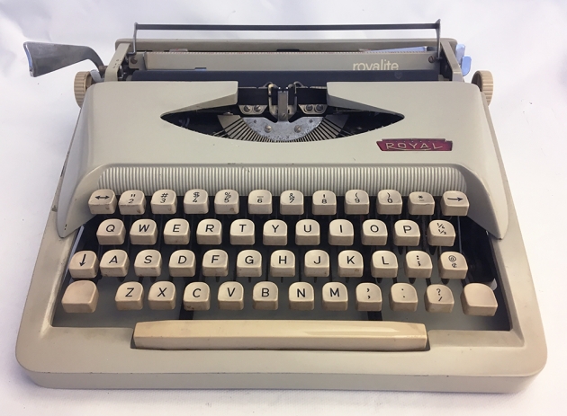 1965 Royal Royalite on the Typewriter Database