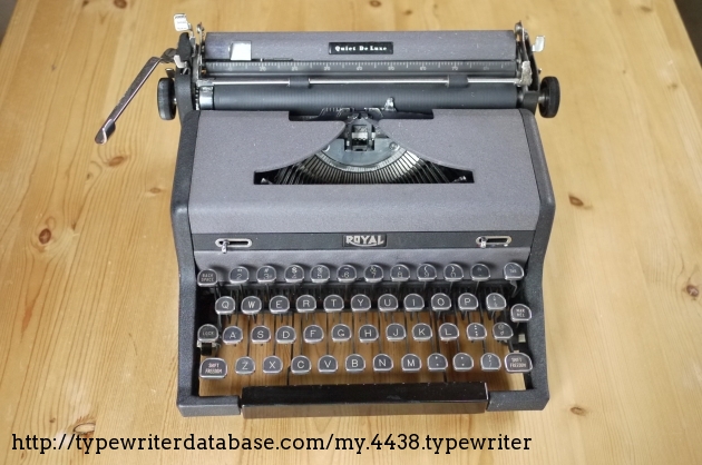 1948 Royal Quiet De Luxe on the Typewriter Database