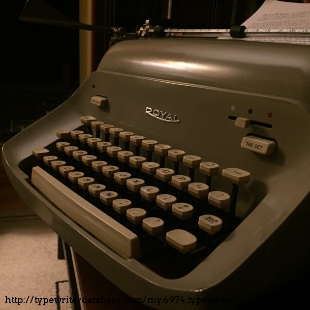 1962 Royal Empress on the Typewriter Database