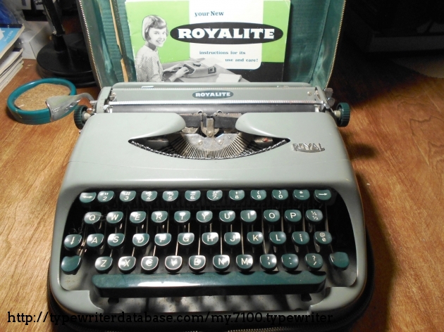 1957 Royal Royalite on the Typewriter Database
