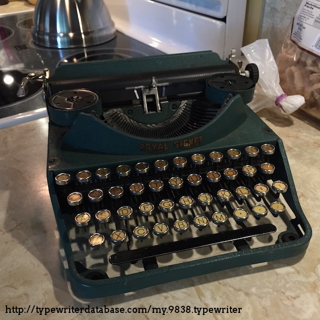 1932 Royal Signet on the Typewriter Database