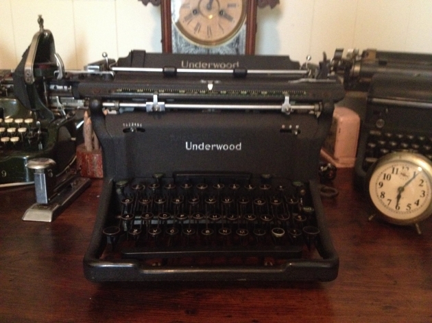 1945 Underwood S on the Typewriter Database
