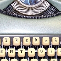 1961 Cole Steel Portable on the Typewriter Database